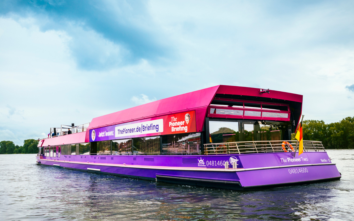 Pioneer Two: Digital Signage from Bow to Stern | invidis