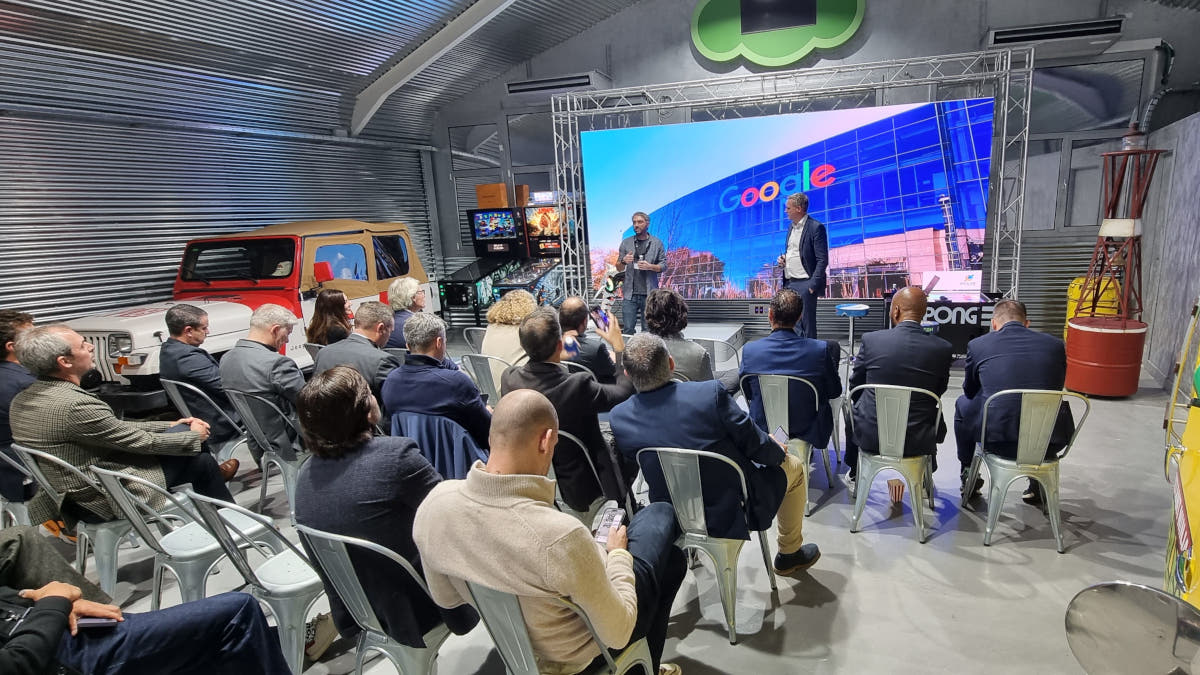 invidis Executive Lounge: Digital Signage Leaders in Barcelona | invidis