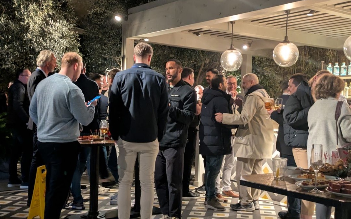 DooH: Broadsign Accelerates Workflow with AI | invidis