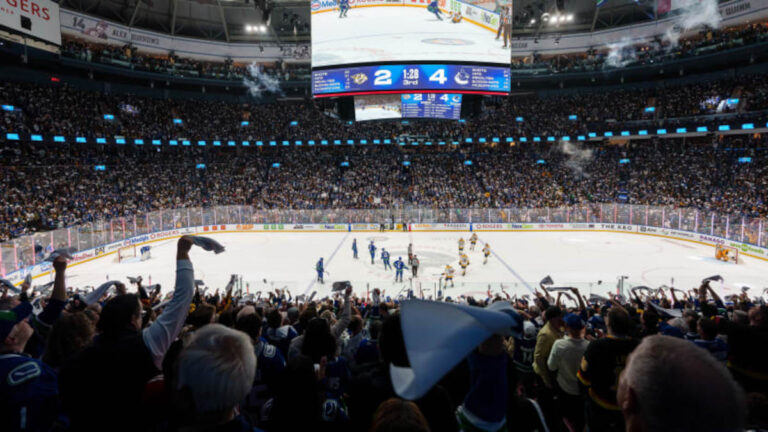 Vancouver’s Rogers Arena: Creative Realities Delivers 900-Screen ...