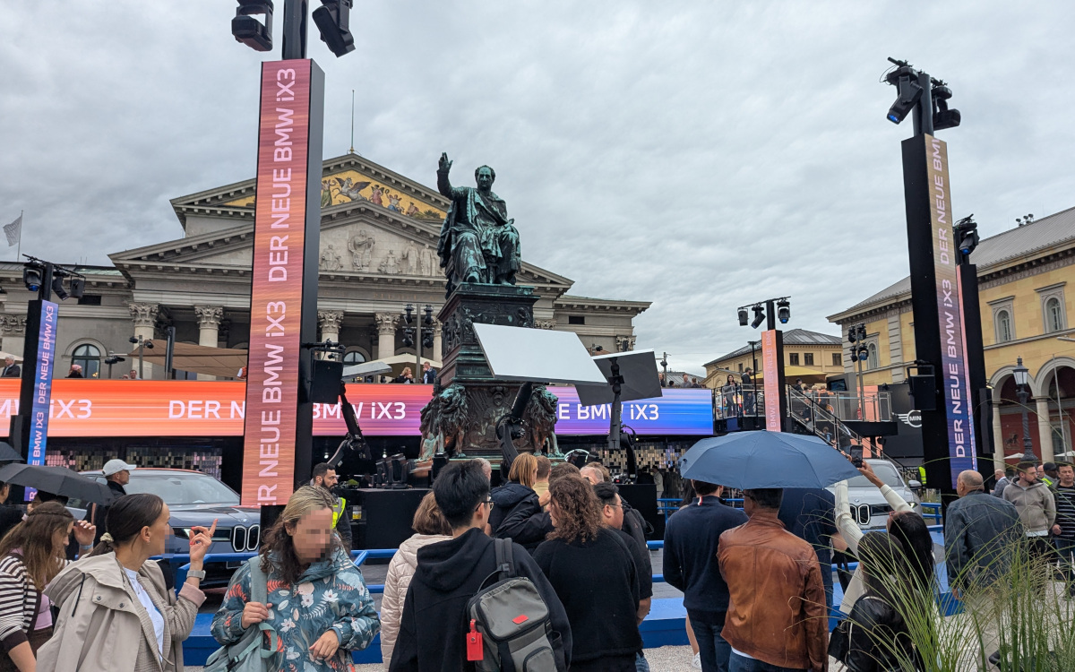 BMW at IAA: Content Is the Strongest Motor | invidis