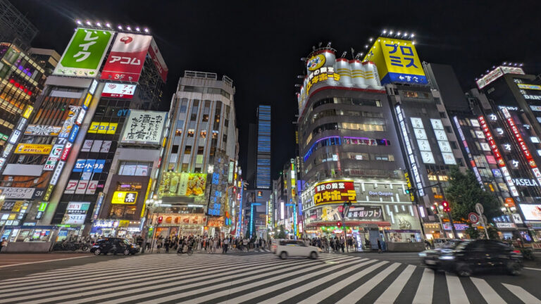 Japan: Sumitomo Acquires NRI’s Bank Display DooH Business | invidis