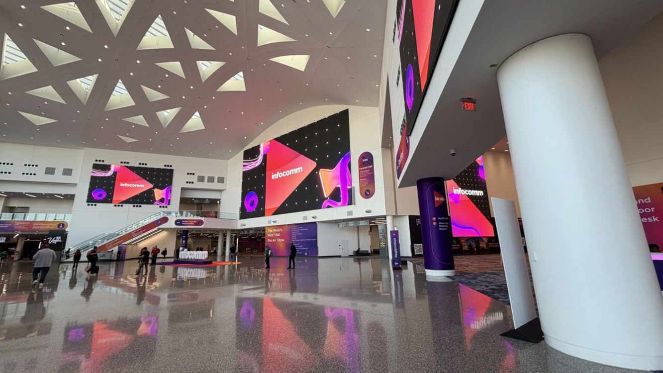 Infocomm 2026: Open Eye Turns the LVCC Lobby into a Showcase | invidis