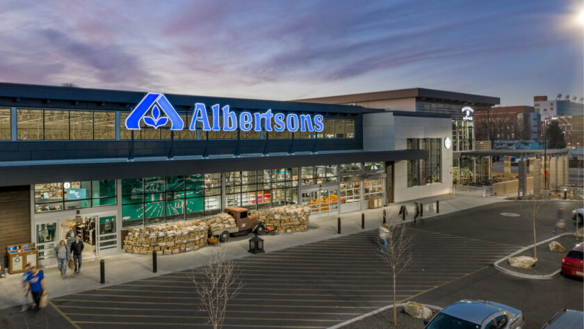 Albertsons Unveils In-Store Digital Display Network with Stratacache ...